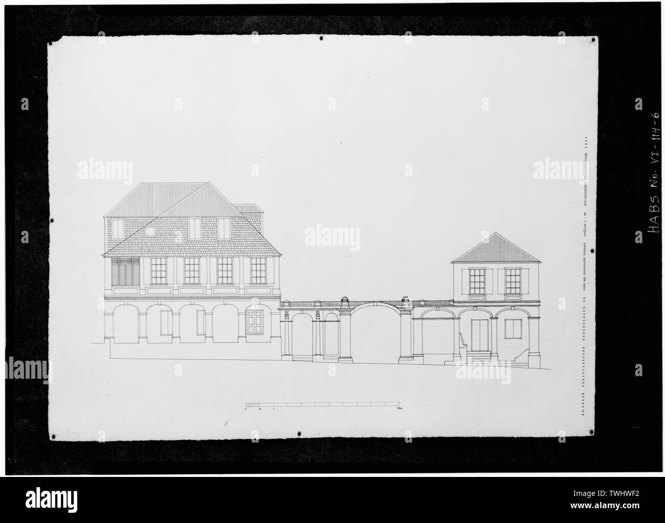 L shaped building hi-res stock photography and images - Alamy