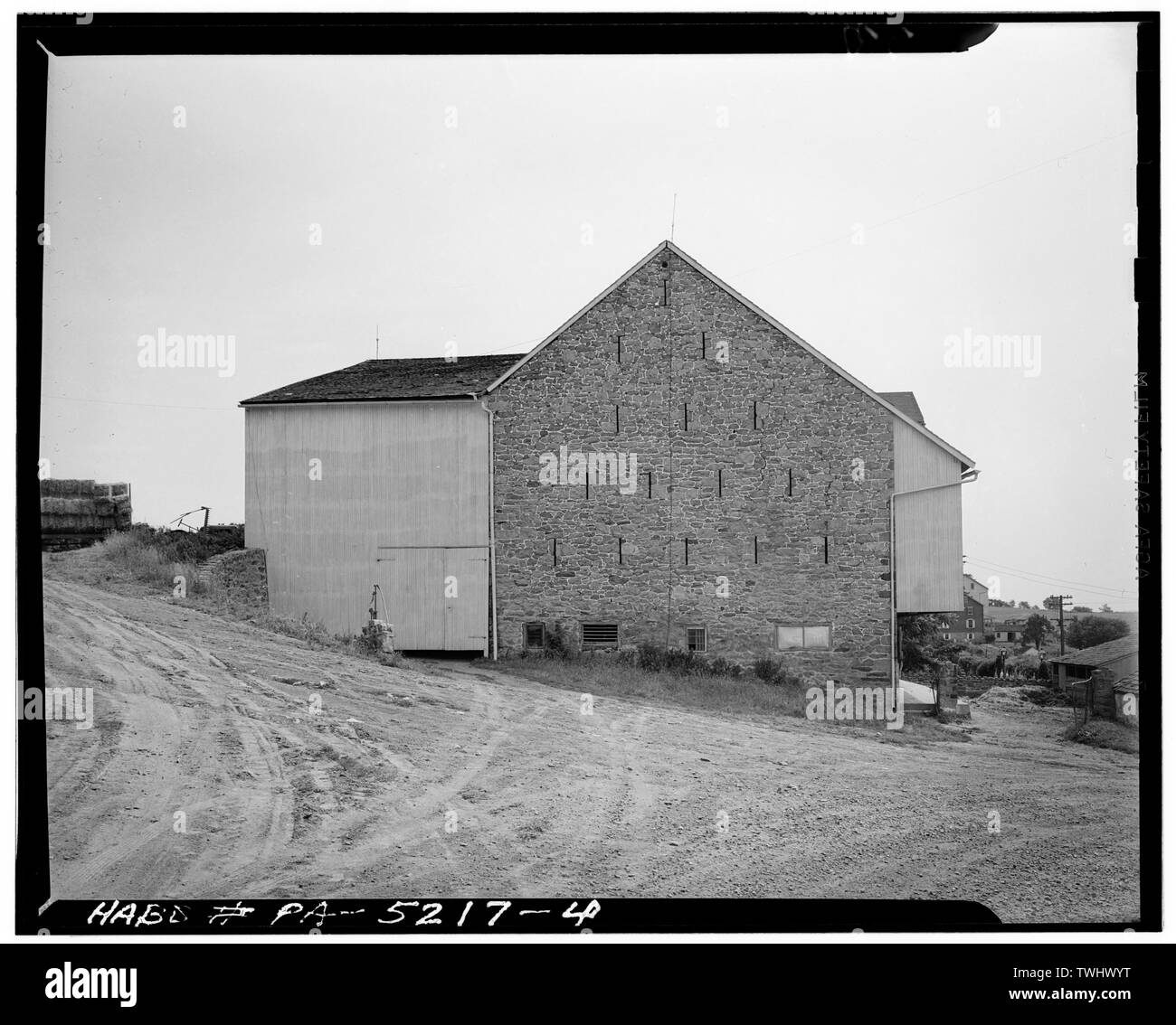 American rural farming barn Cut Out Stock Images & Pictures - Alamy