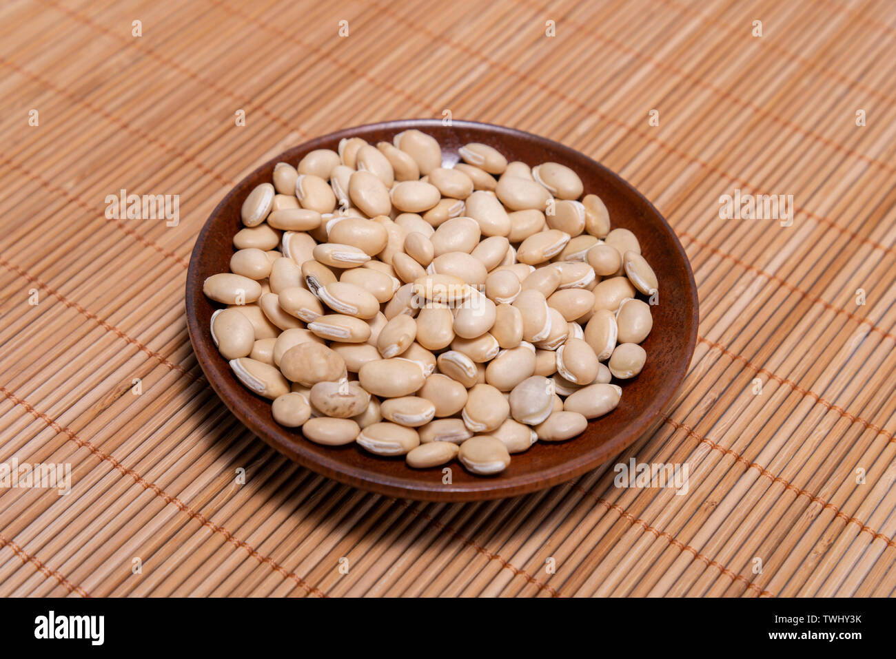 Chinese herbal plants ---White lentils Stock Photo - Alamy