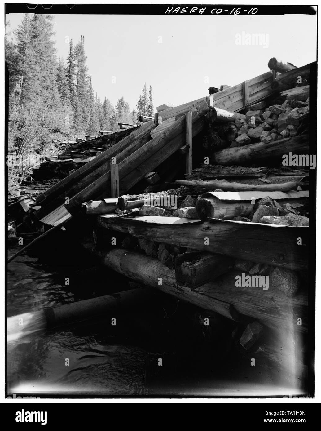 Dam discharge Cut Out Stock Images & Pictures - Alamy