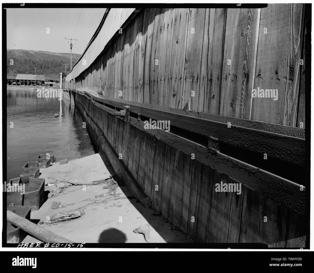 SIDE VIEW; DETAIL OF UPSTREAM FACE OF DAM-1980 - Terminal Dam, Tacoma ...
