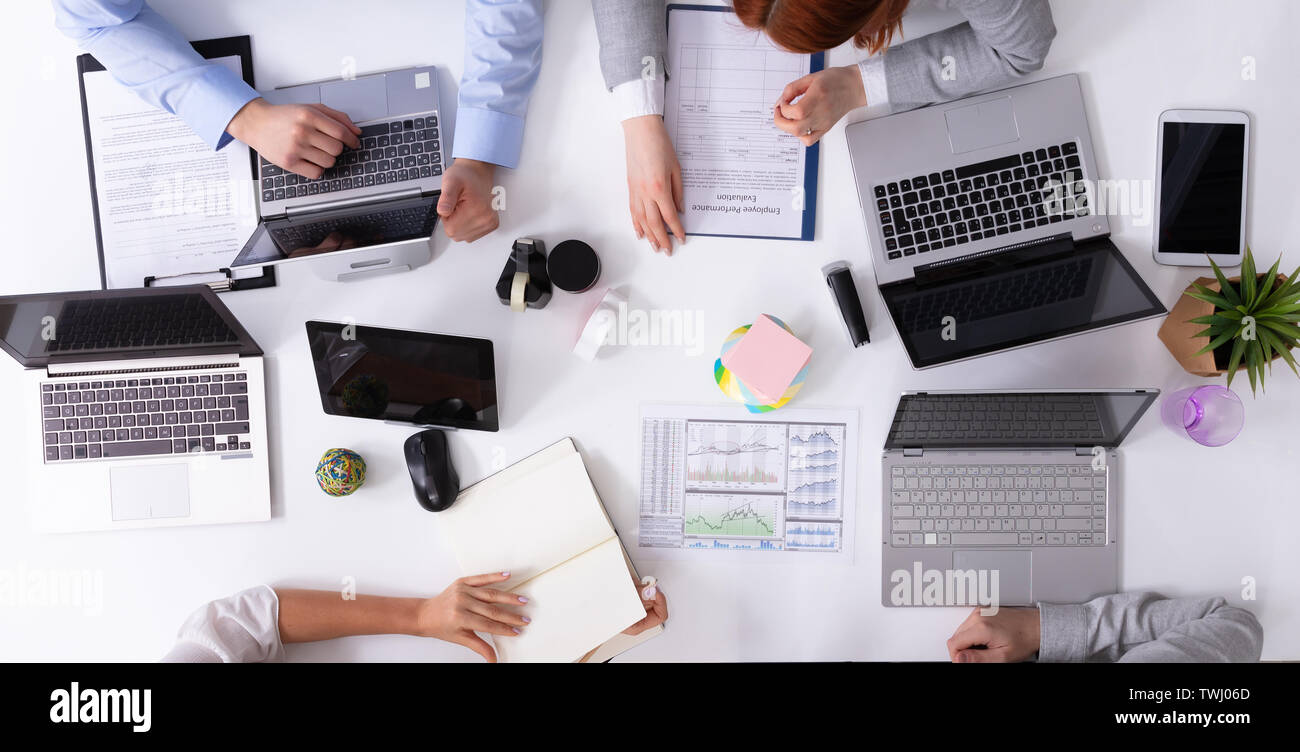 Business meeting table top view hi-res stock photography and images - Alamy