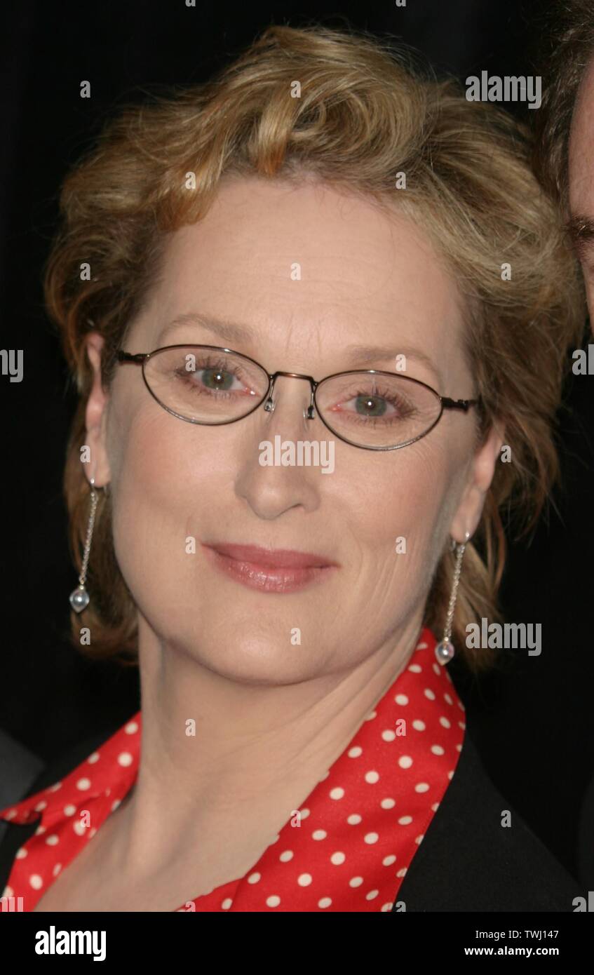 MERYL STREEP 5/27/2004 Photo By John Barrett/PHOTOlink.net Stock Photo ...