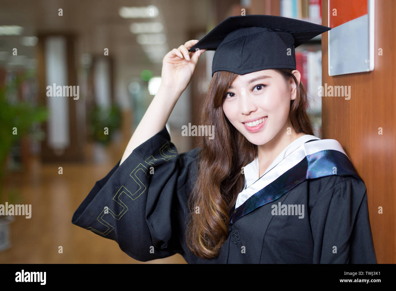 Academic dress hi-res stock photography and images - Alamy