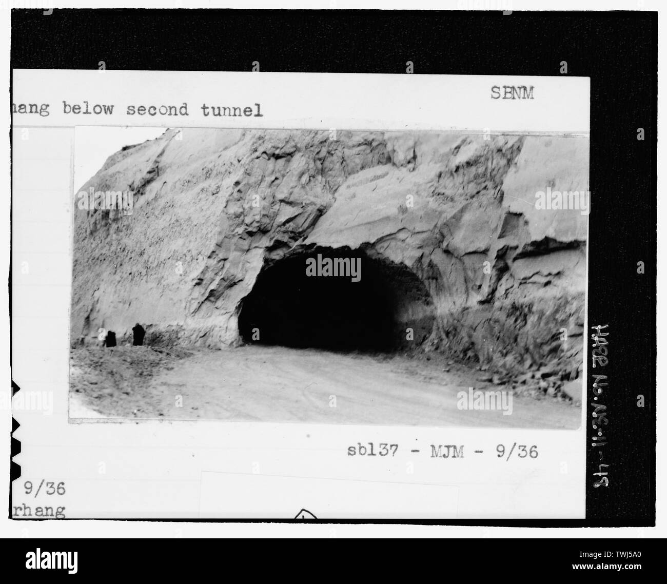 Below highway Cut Out Stock Images & Pictures - Alamy