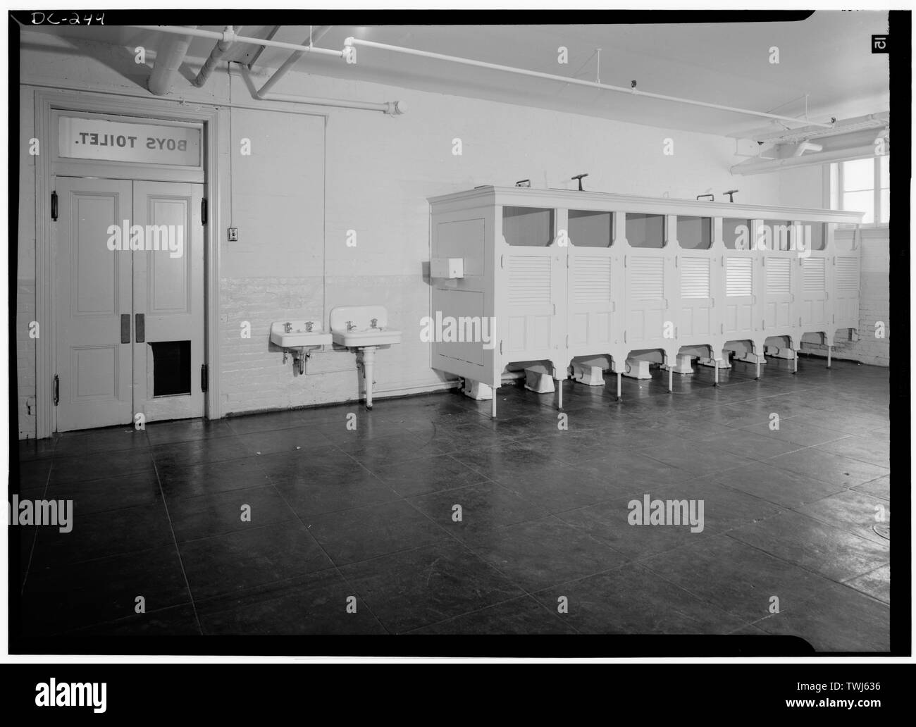 Public school boys in Black and White Stock Photos & Images - Alamy