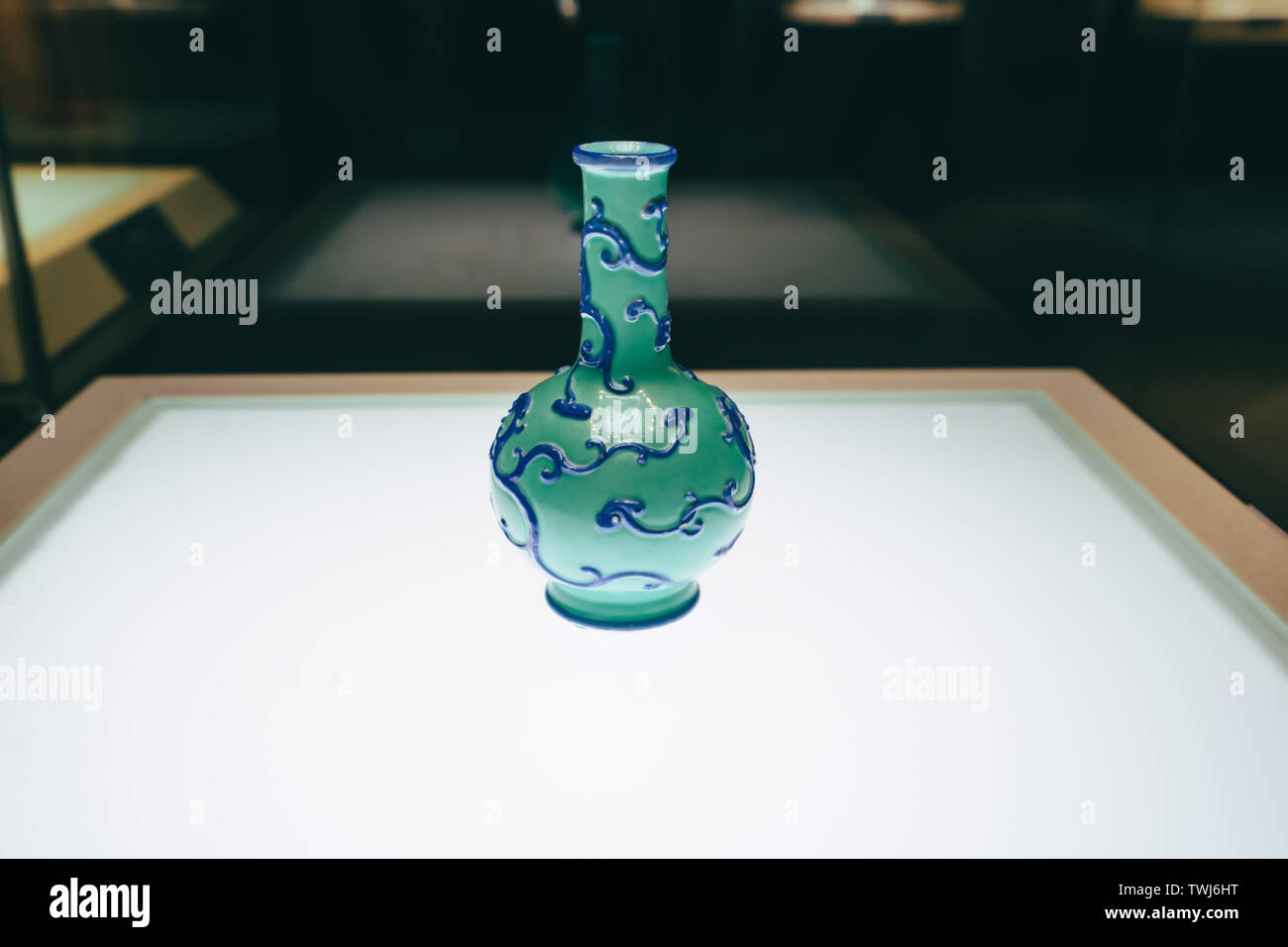 National Museum: Imitating kit convex carved Kui bottle Stock Photo - Alamy