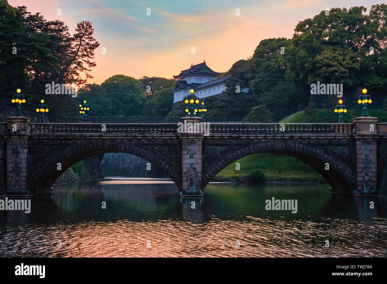 Marunouchi nijubashi building hi-res stock photography and images - Alamy