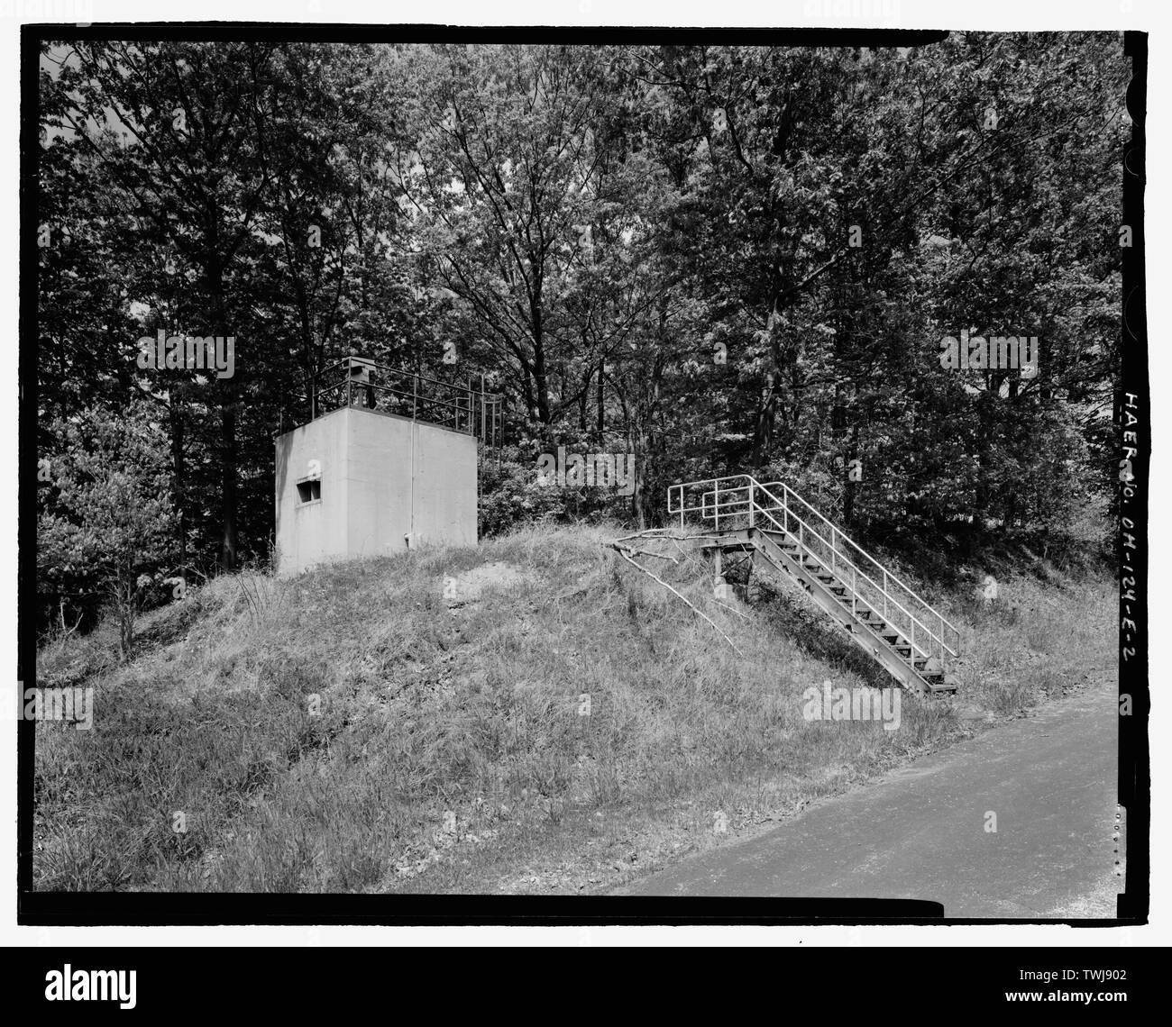 Site context of observation blockhouse, looking northwest from access ...