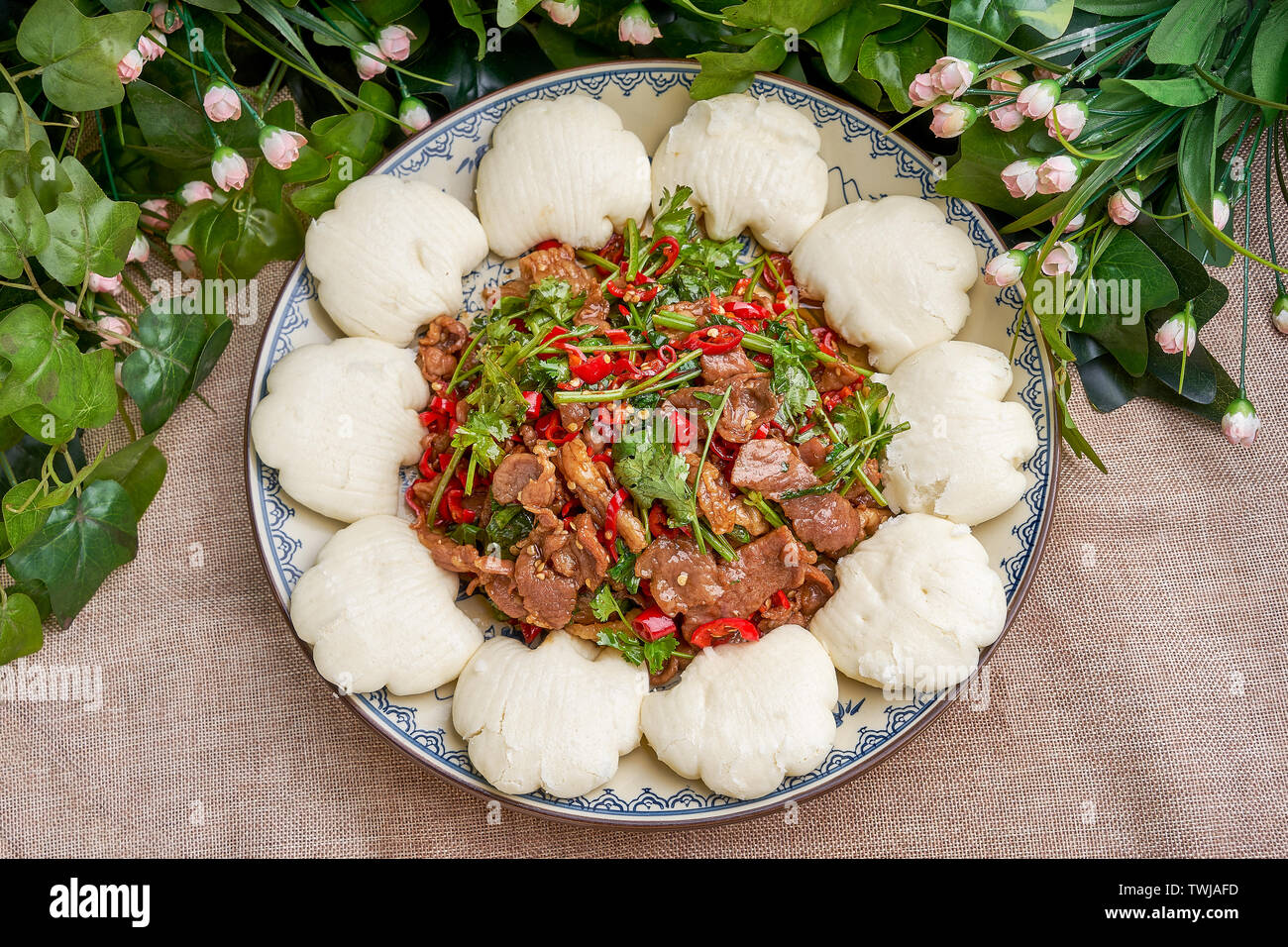 Traditional Chinese cuisine, meat bun Stock Photo - Alamy