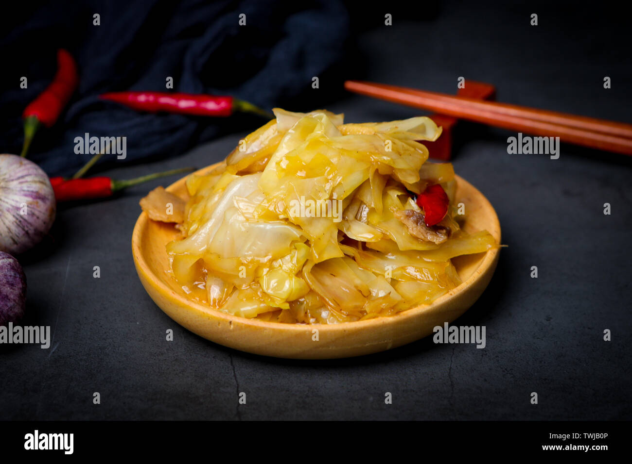Hand torn cabbage pot hi-res stock photography and images - Alamy