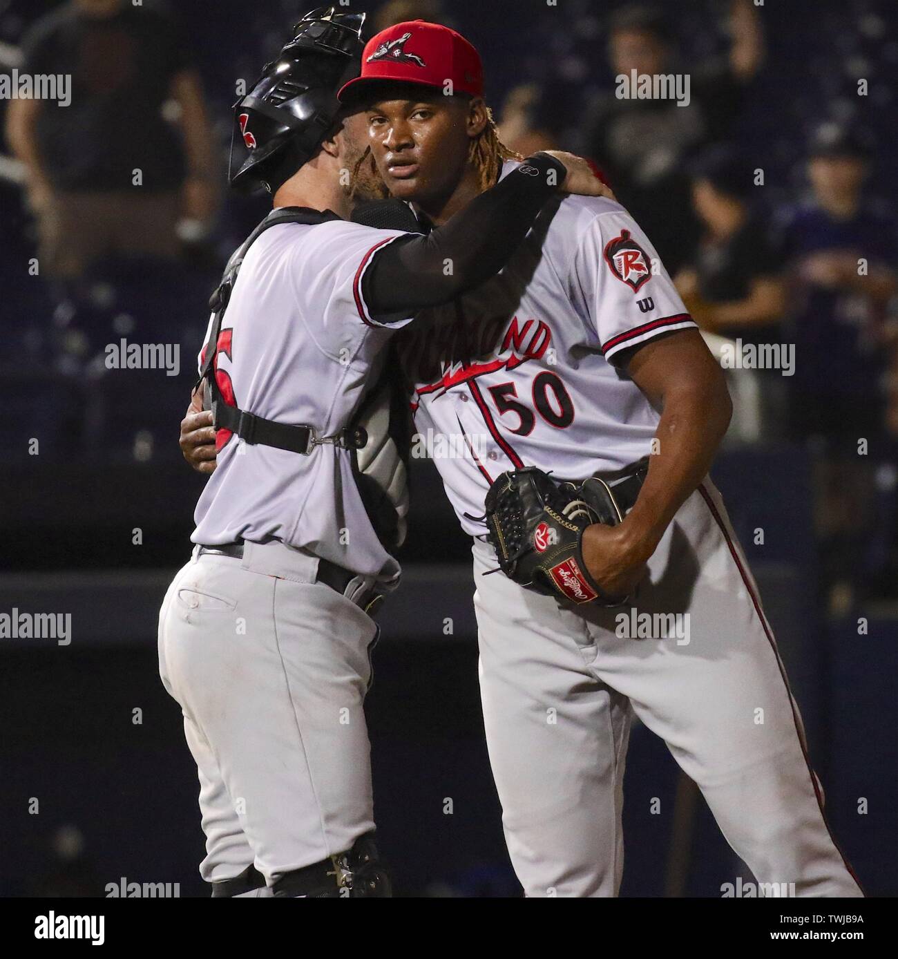 Trenton, New Jersey, USA. 20th June, 2019. Catcher MATT WINN of the ...