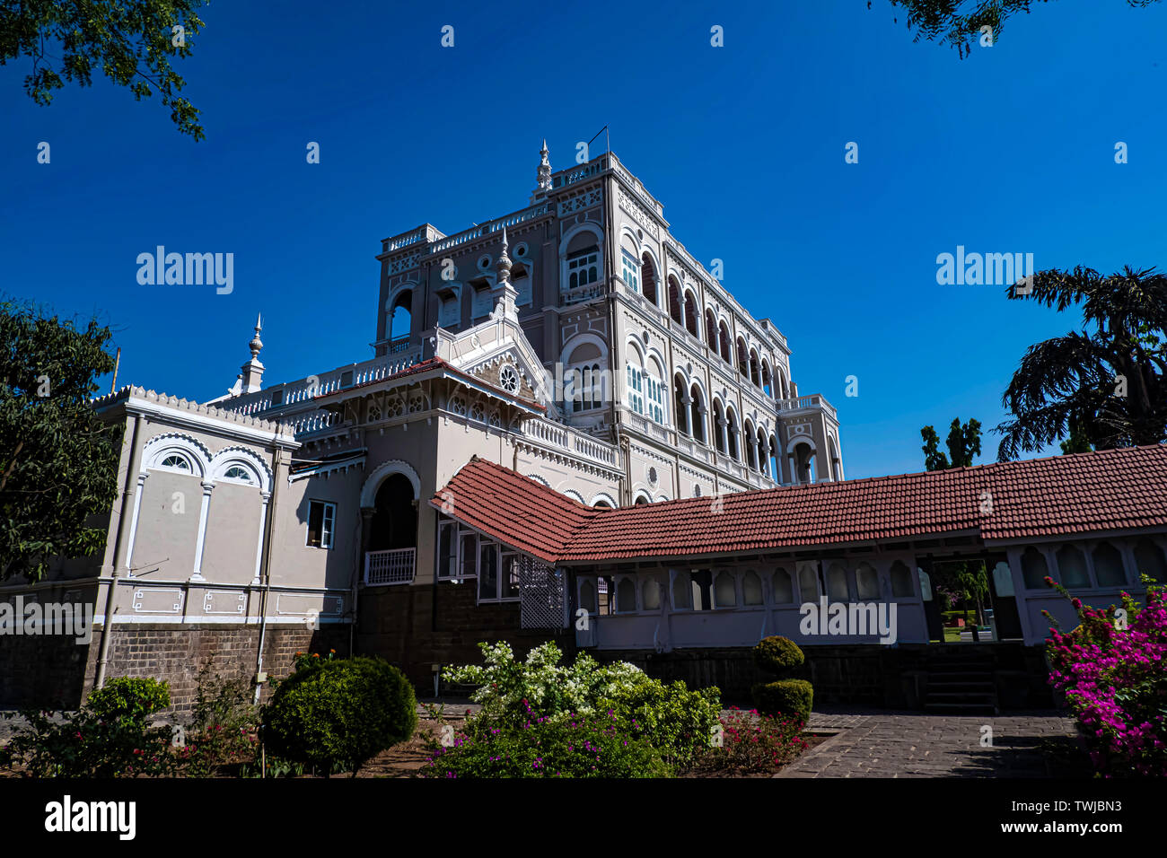 Aga khan palace pune hi-res stock photography and images - Alamy