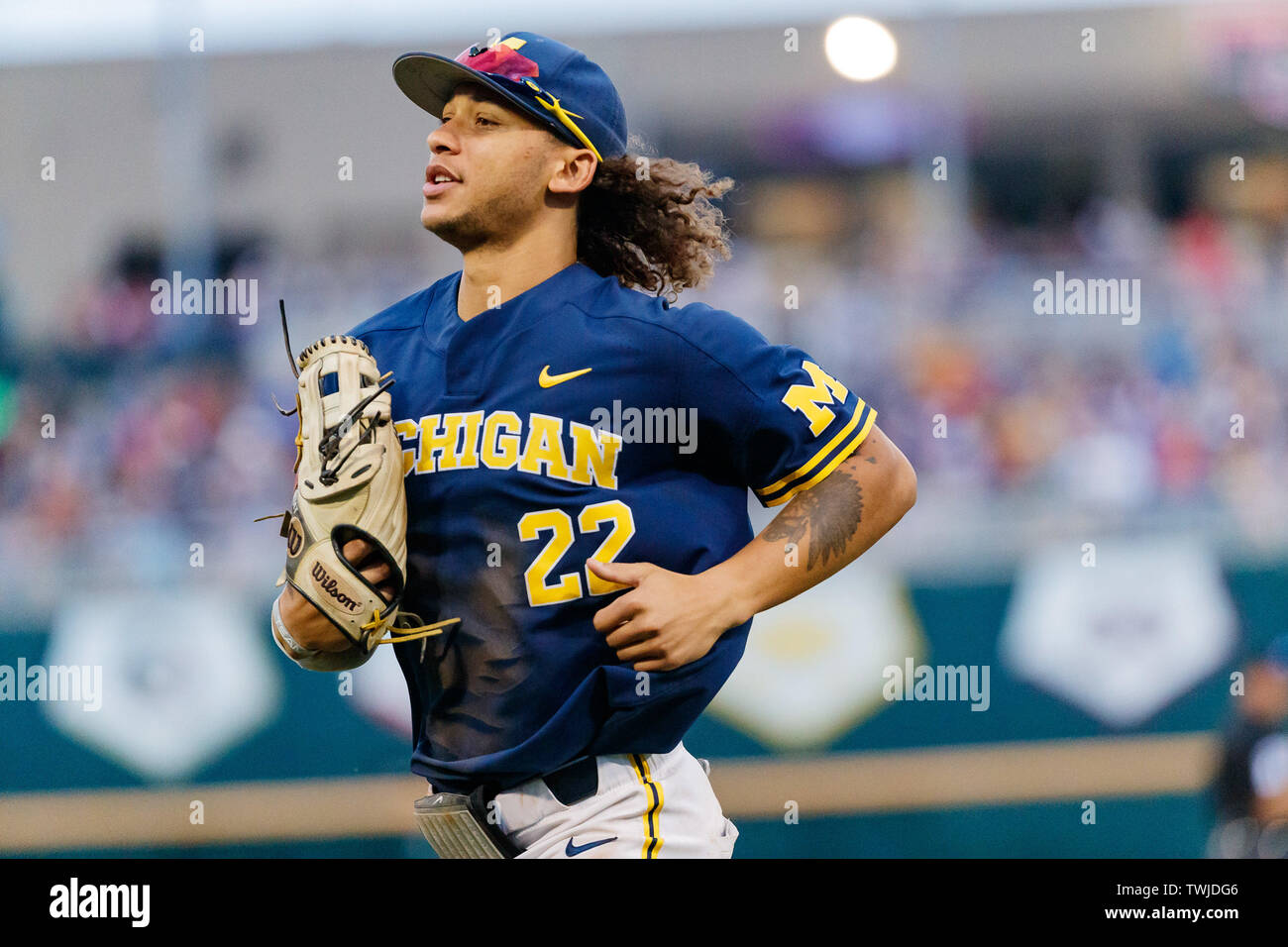 Michael jordan baseball hi-res stock photography and images - Alamy