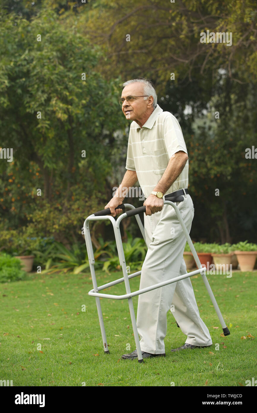 Elderly indian man walk on hi-res stock photography and images - Alamy