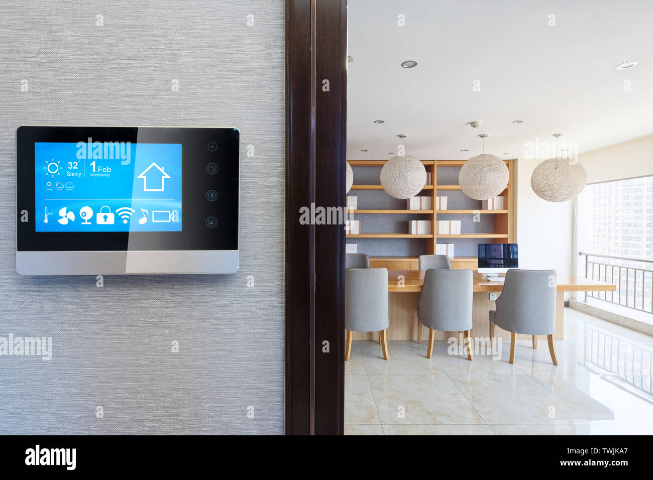 Smart wall screen hi-res stock photography and images - Alamy