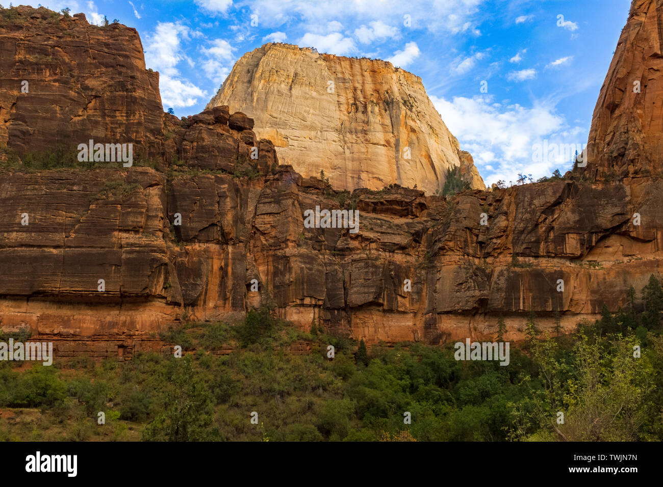 A view of the spectacular Angel's Landing from the canyon floor at Zion ...