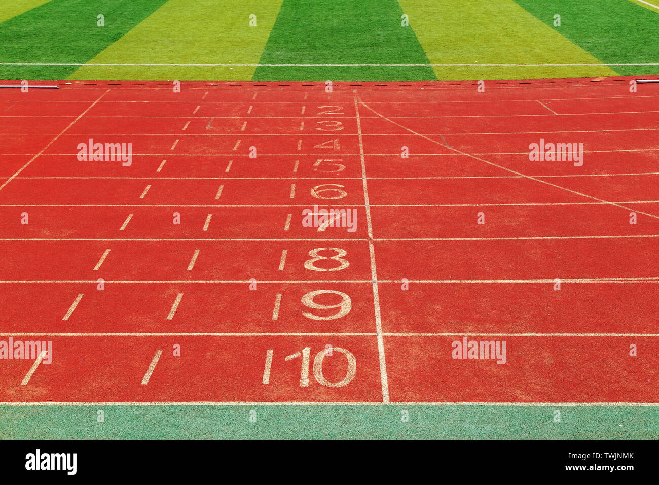 Field sprinters hi-res stock photography and images - Alamy