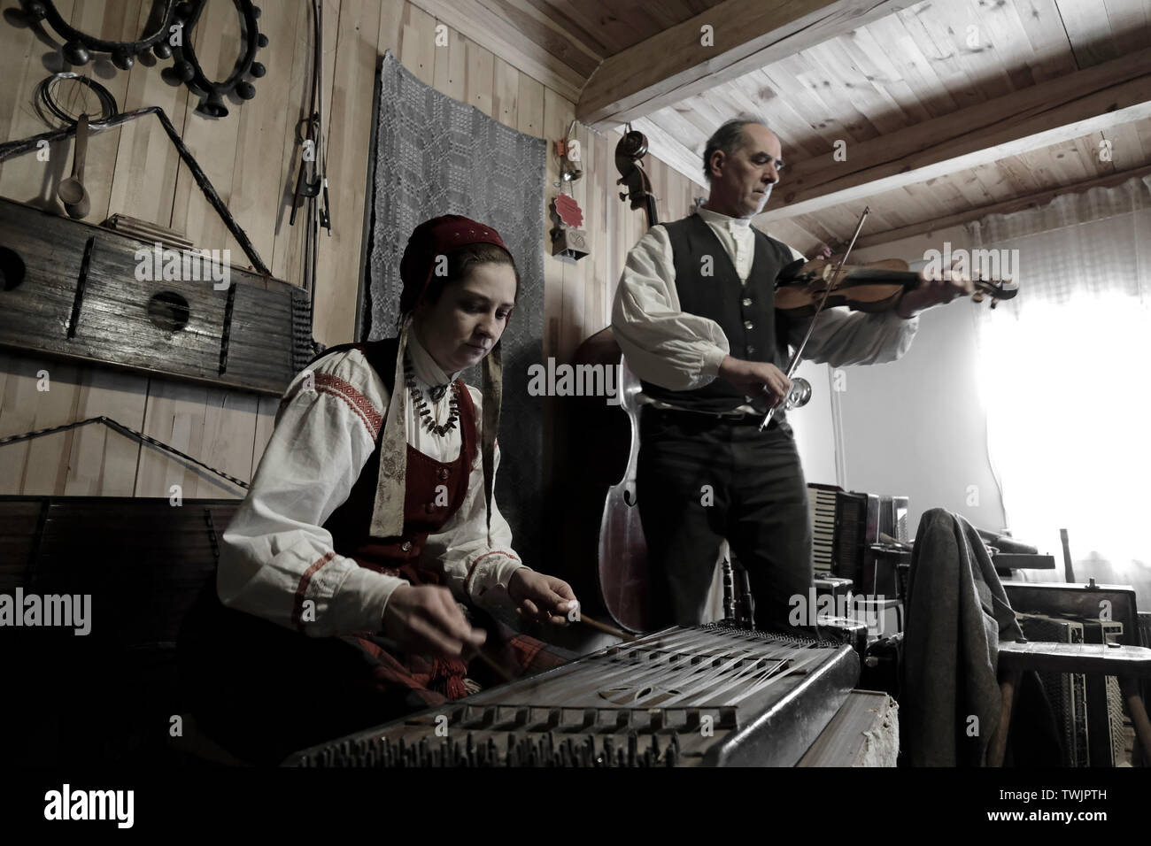 Belarusian folk instruments hi-res stock photography and images - Alamy