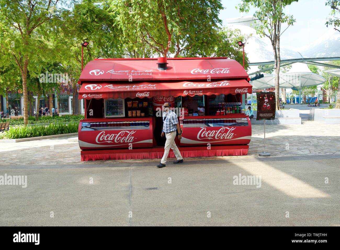 Means of transport urban area hi-res stock photography and images - Alamy