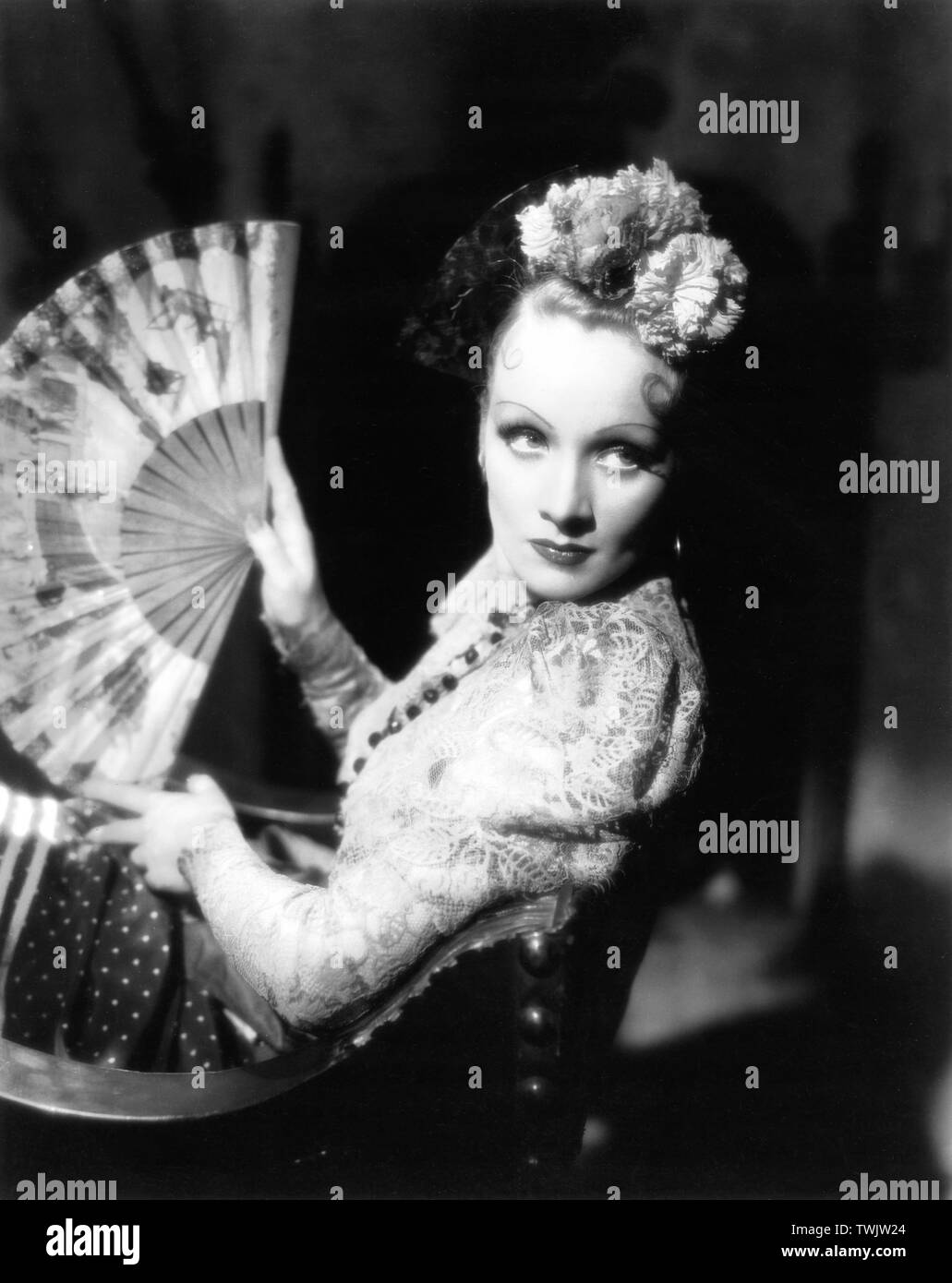 Devil woman 1935 marlene dietrich hi-res stock photography and images ...