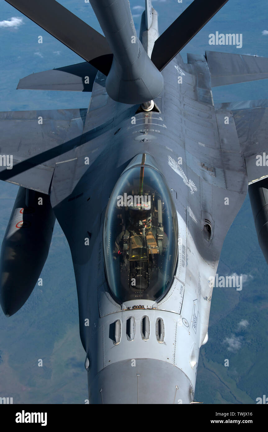 A U.S. Air Force F-16 Fighting Falcon pilot from the 13th Fighter ...