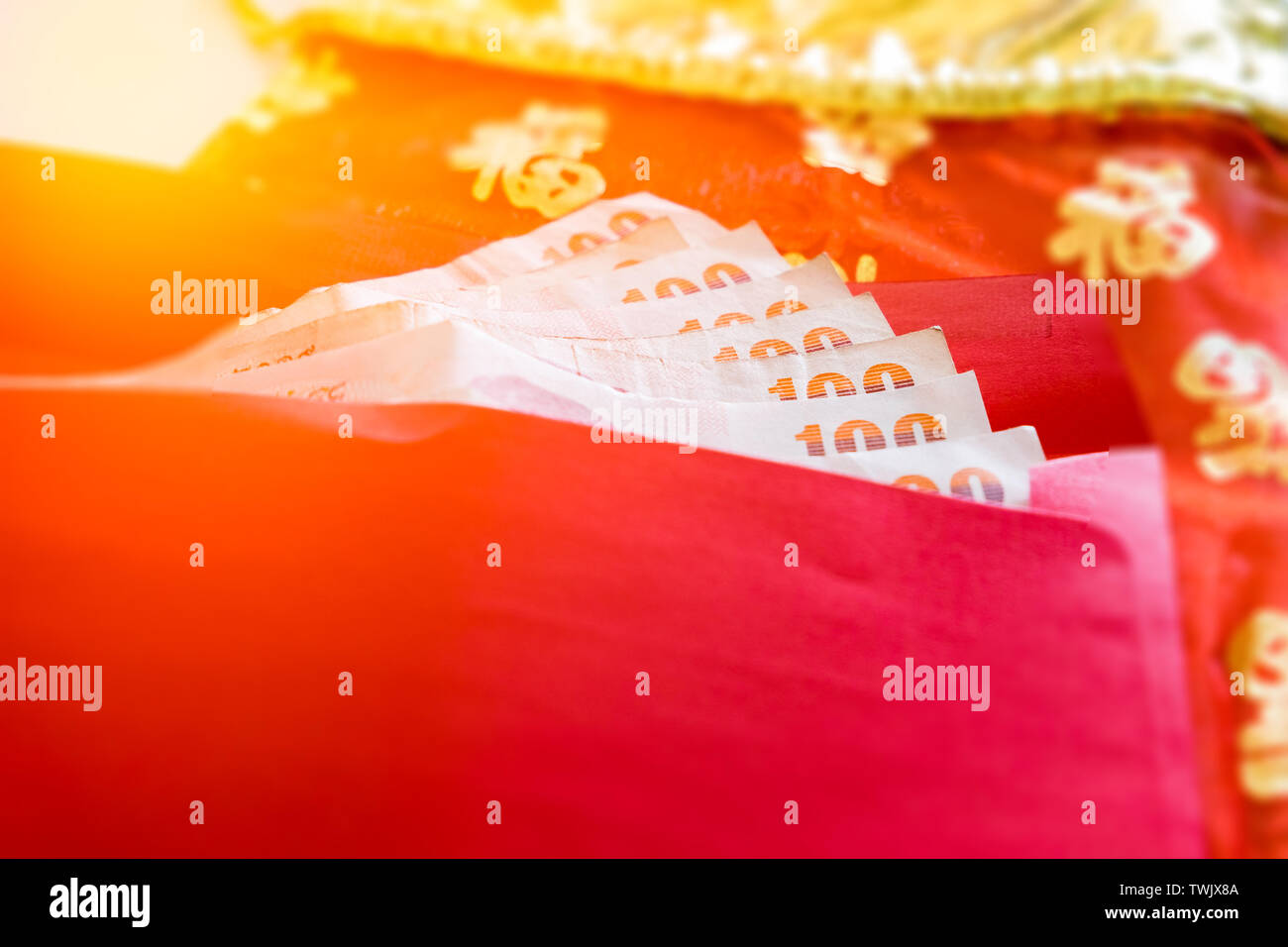 Ang pao hi-res stock photography and images - Alamy