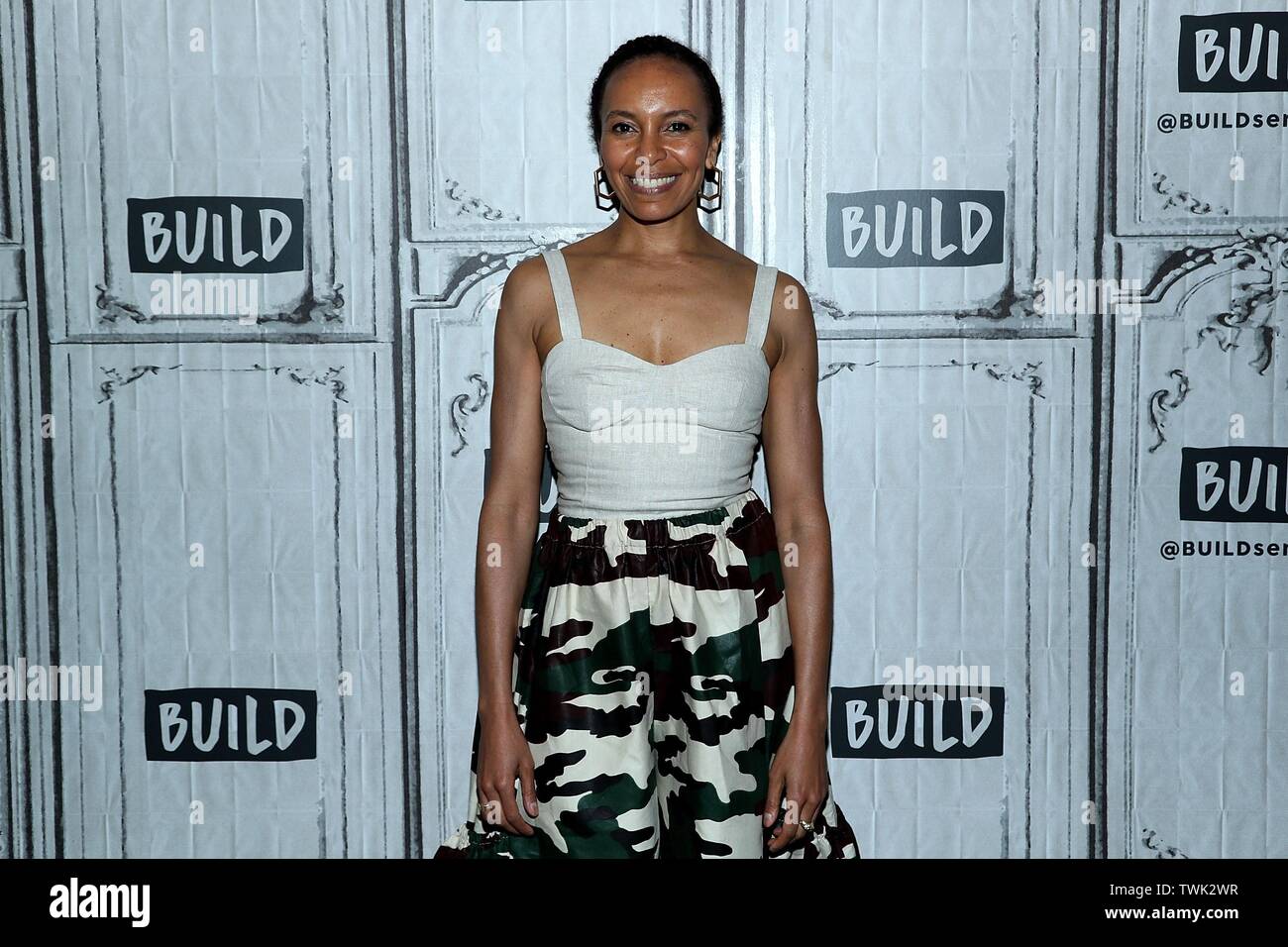 Eisa davis hi-res stock photography and images - Alamy