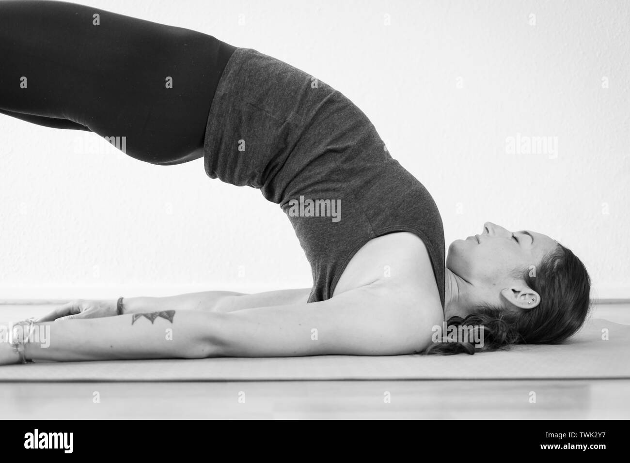 Setu asana Black and White Stock Photos & Images - Alamy