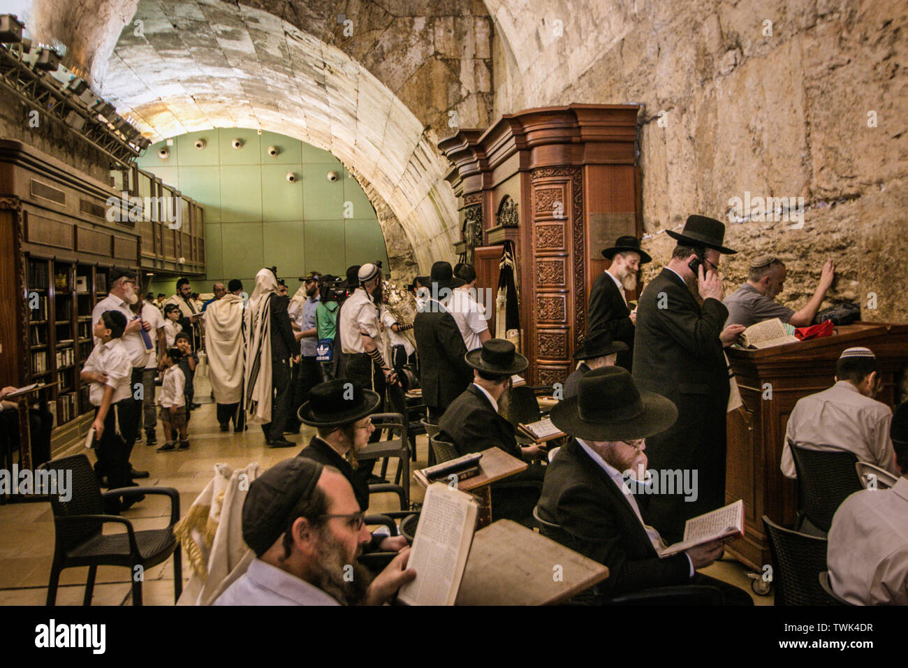 Crying wall hi-res stock photography and images - Alamy