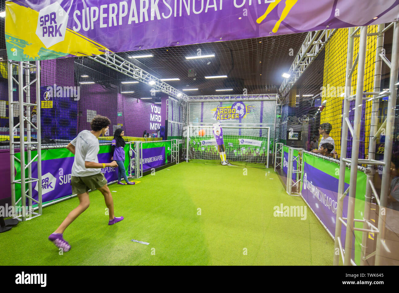 Defending machine hi-res stock photography and images - Alamy