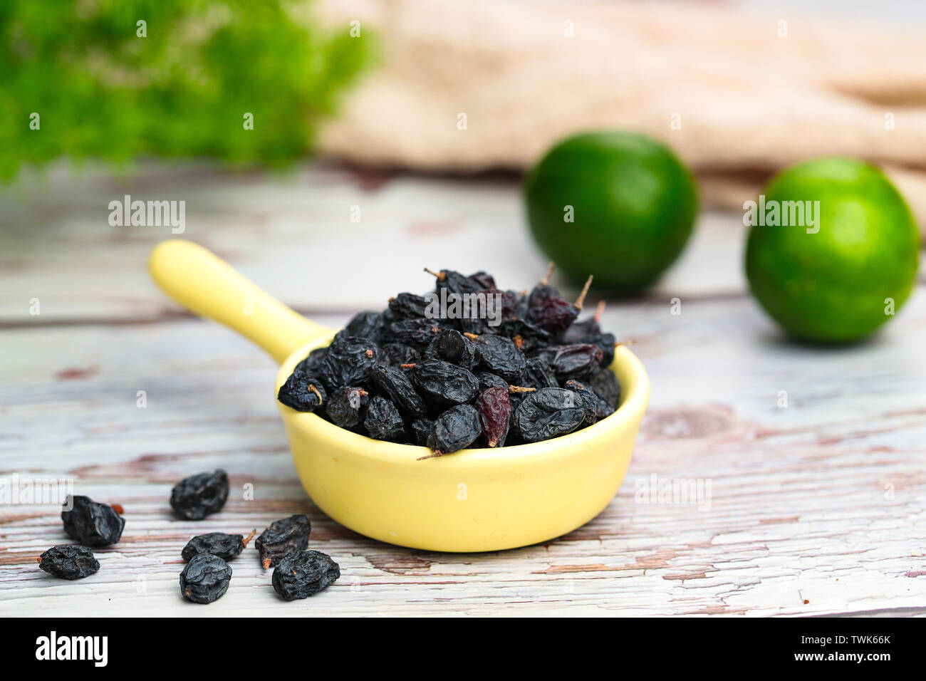 Turpan raisins hi-res stock photography and images - Alamy