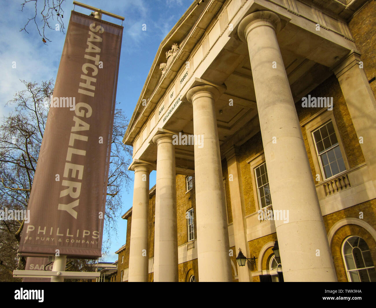 The Saatchi Gallery for contemporary art in Chelsea, London. Outside ...