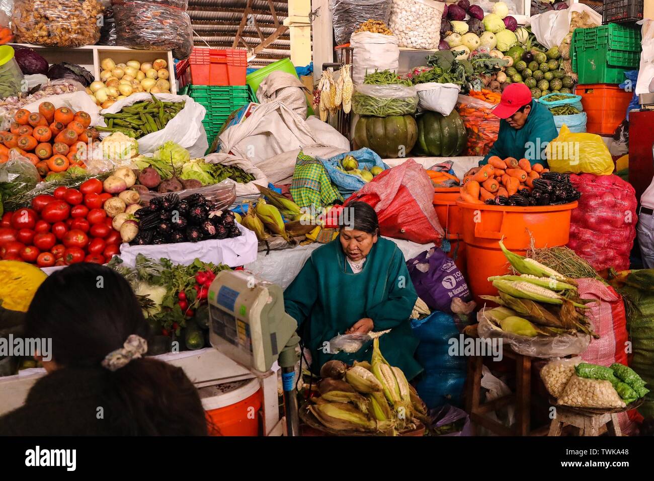 Handicraft market lima peru hi-res stock photography and images - Alamy