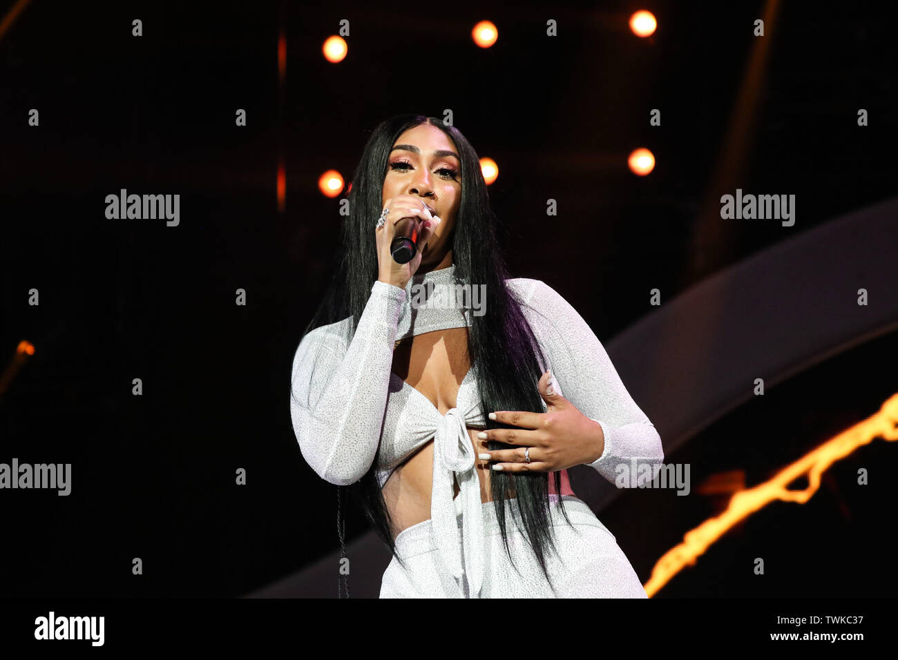 LOS ANGELES, CALIFORNIA, USA - JUNE 20: Singer Queen Naija performs on ...