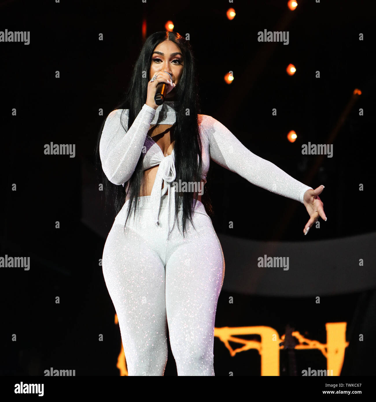 LOS ANGELES, CALIFORNIA, USA - JUNE 20: Singer Queen Naija performs on ...
