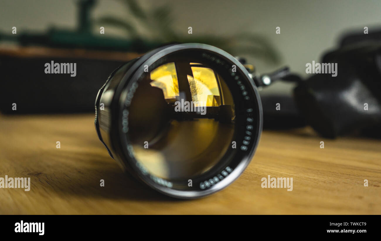 Zoom Retro Vintage Old Fashioned High Resolution Stock Photography and ...