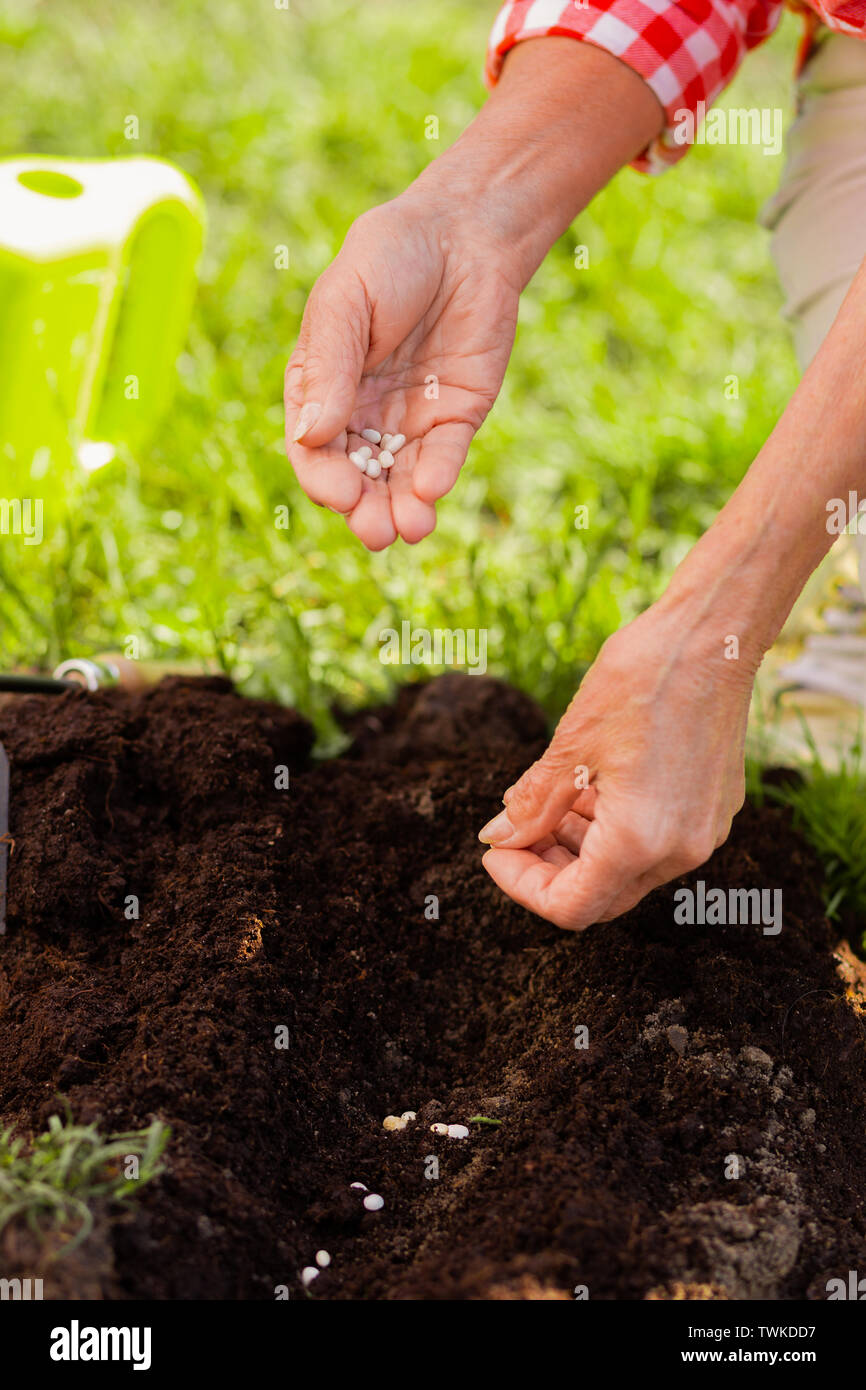 Enriching process hi-res stock photography and images - Alamy