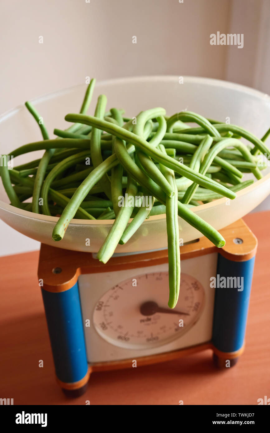 Kitchen balance hi-res stock photography and images - Alamy