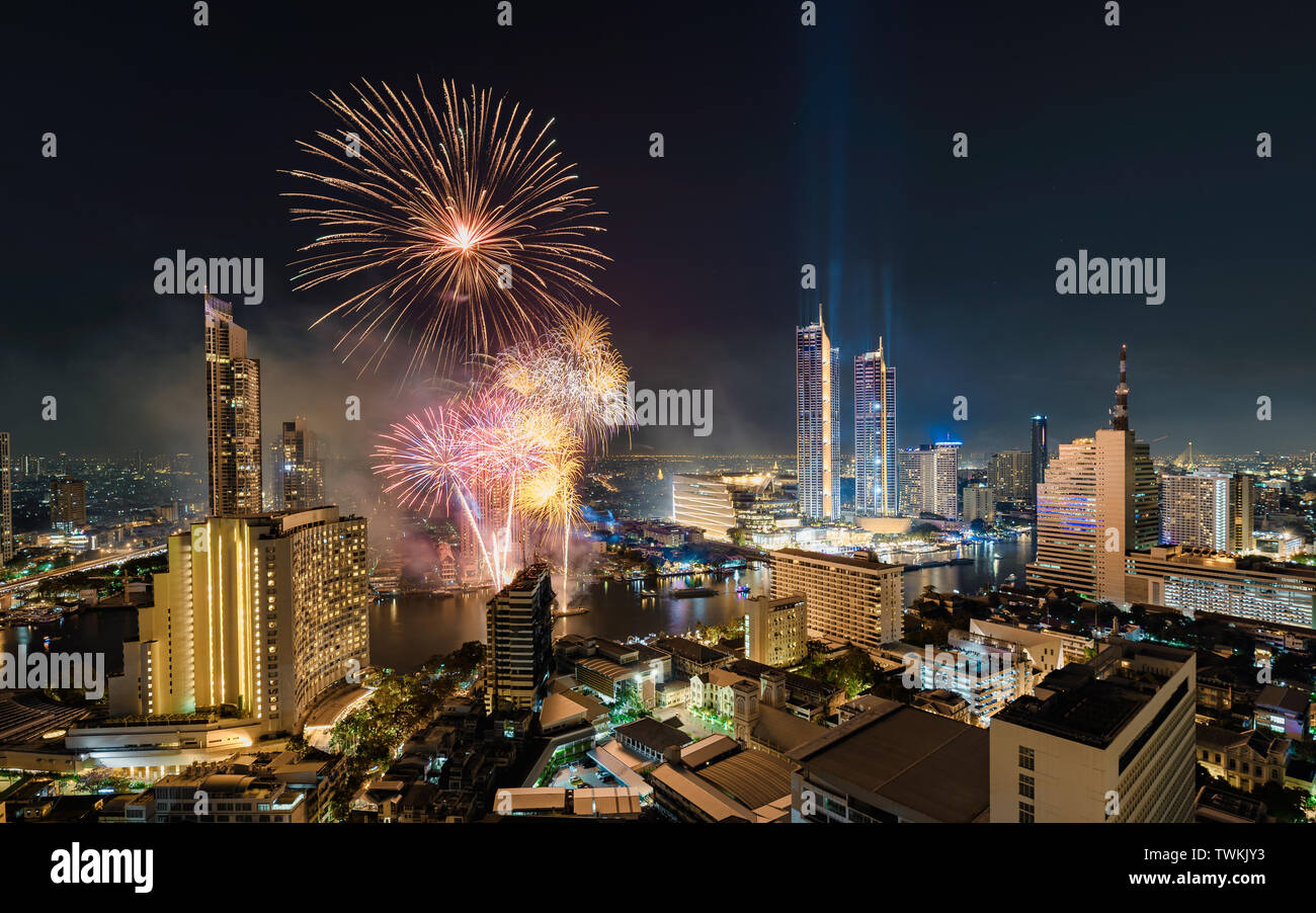 Celebration of New year with colorful fireworks on Chao Phraya ...