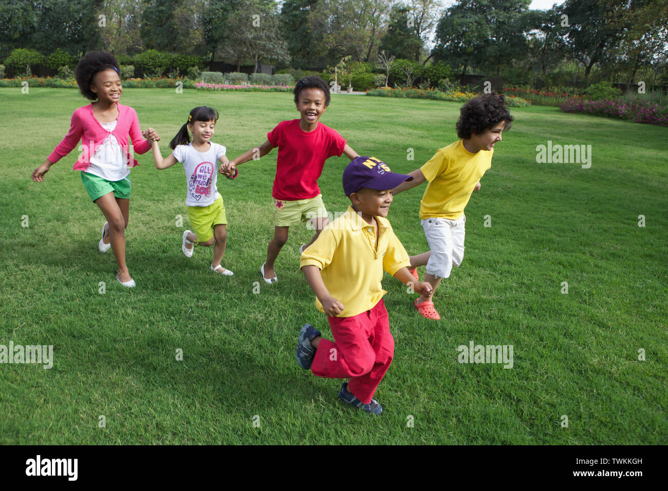 Group small indian children kids hi-res stock photography and images ...