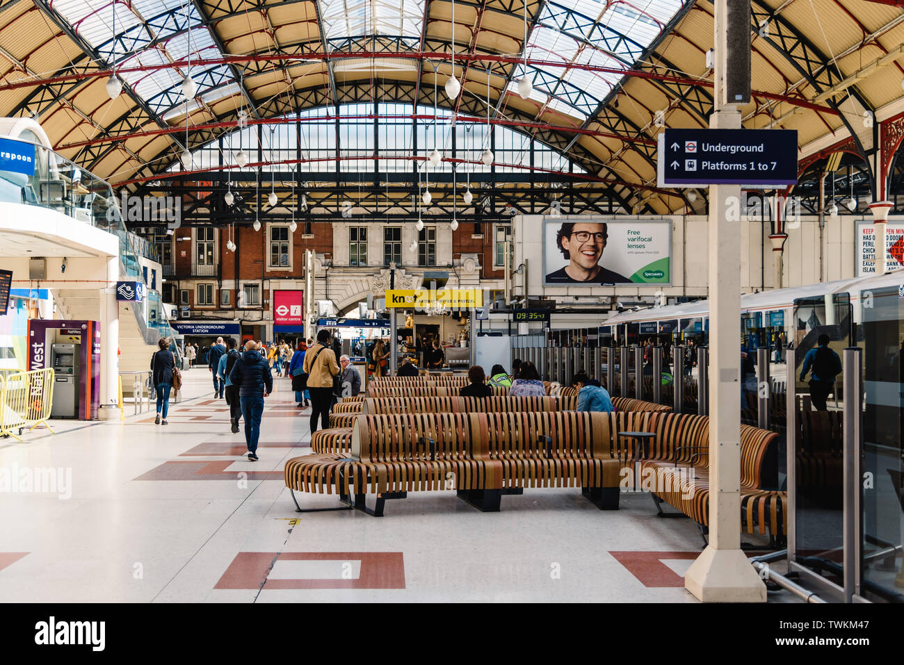 Victoria train 2019 hi-res stock photography and images - Alamy