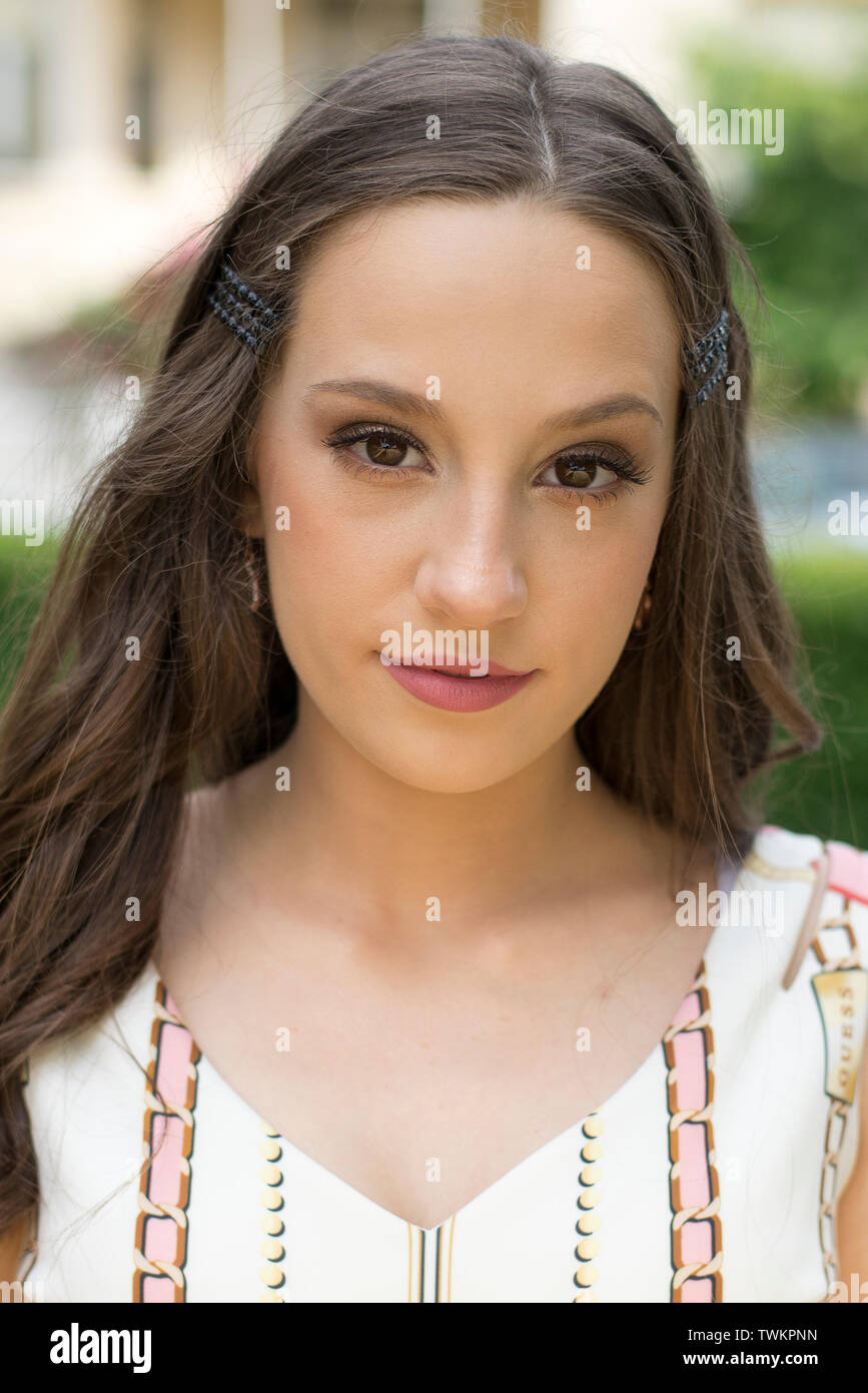 Beautiful girl modeling outdoor Stock Photo - Alamy