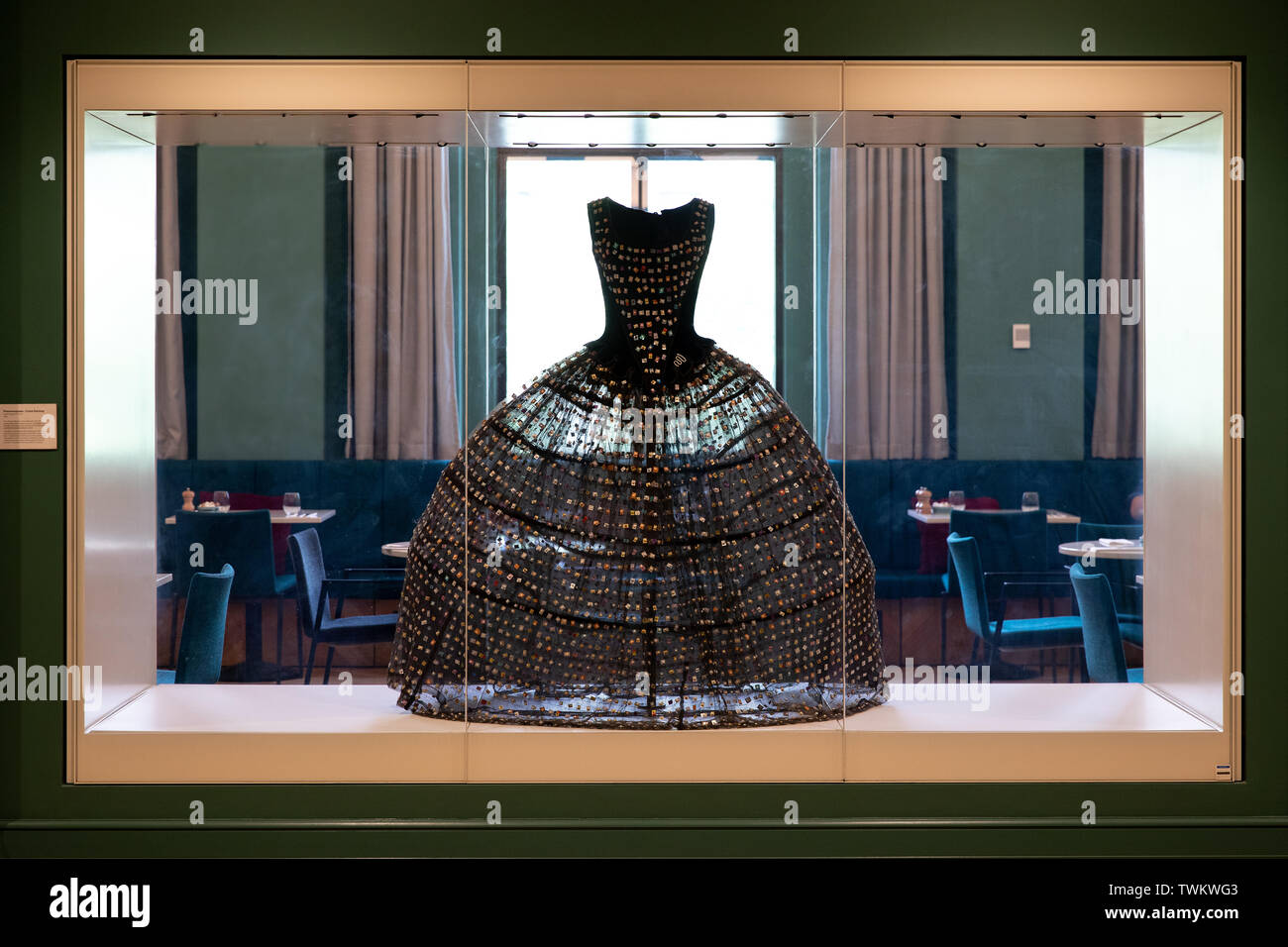 Wellcome trust hi-res stock photography and images - Alamy