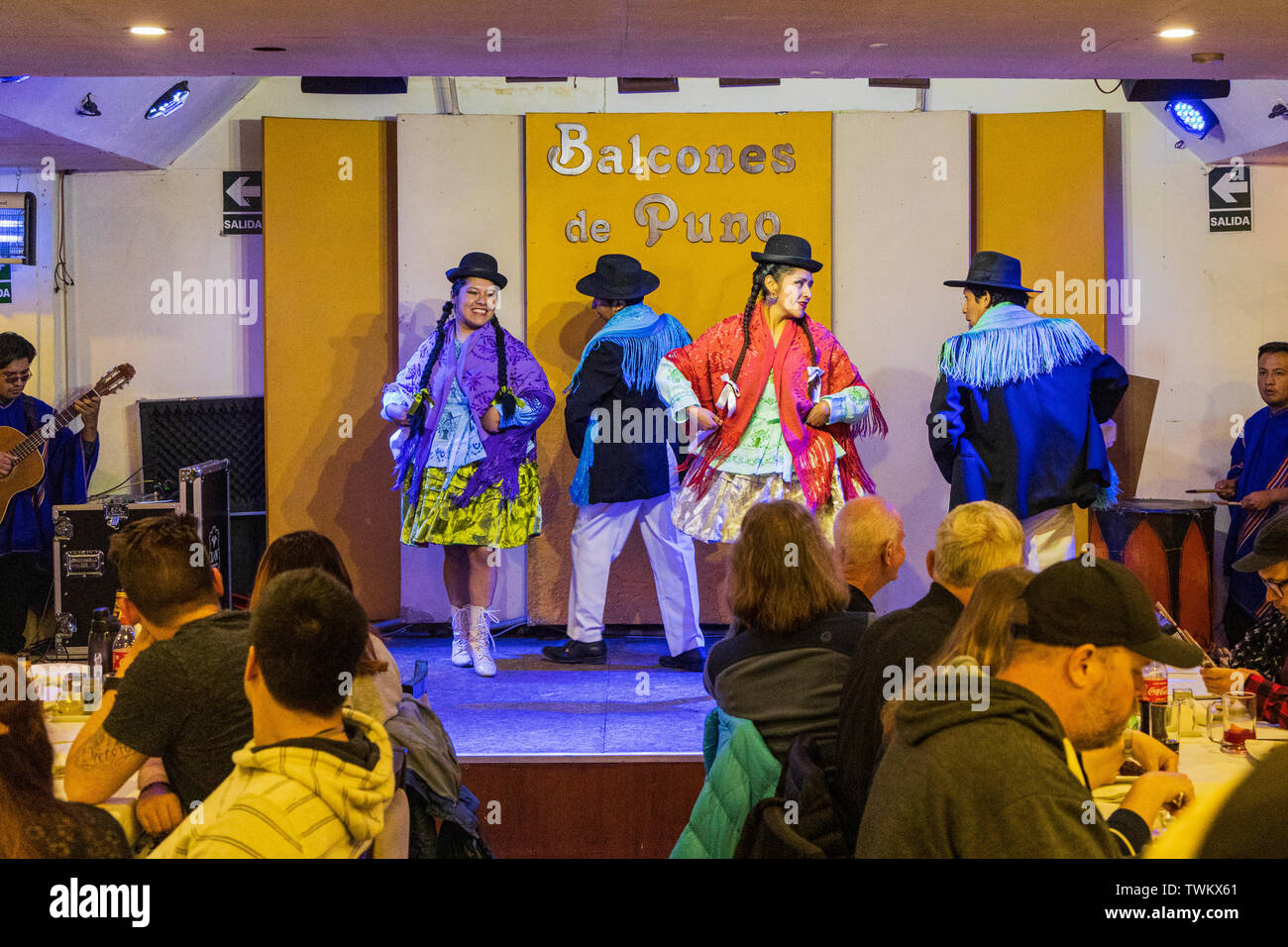 Folklore display of music and dance for tourists in the Balcones de ...