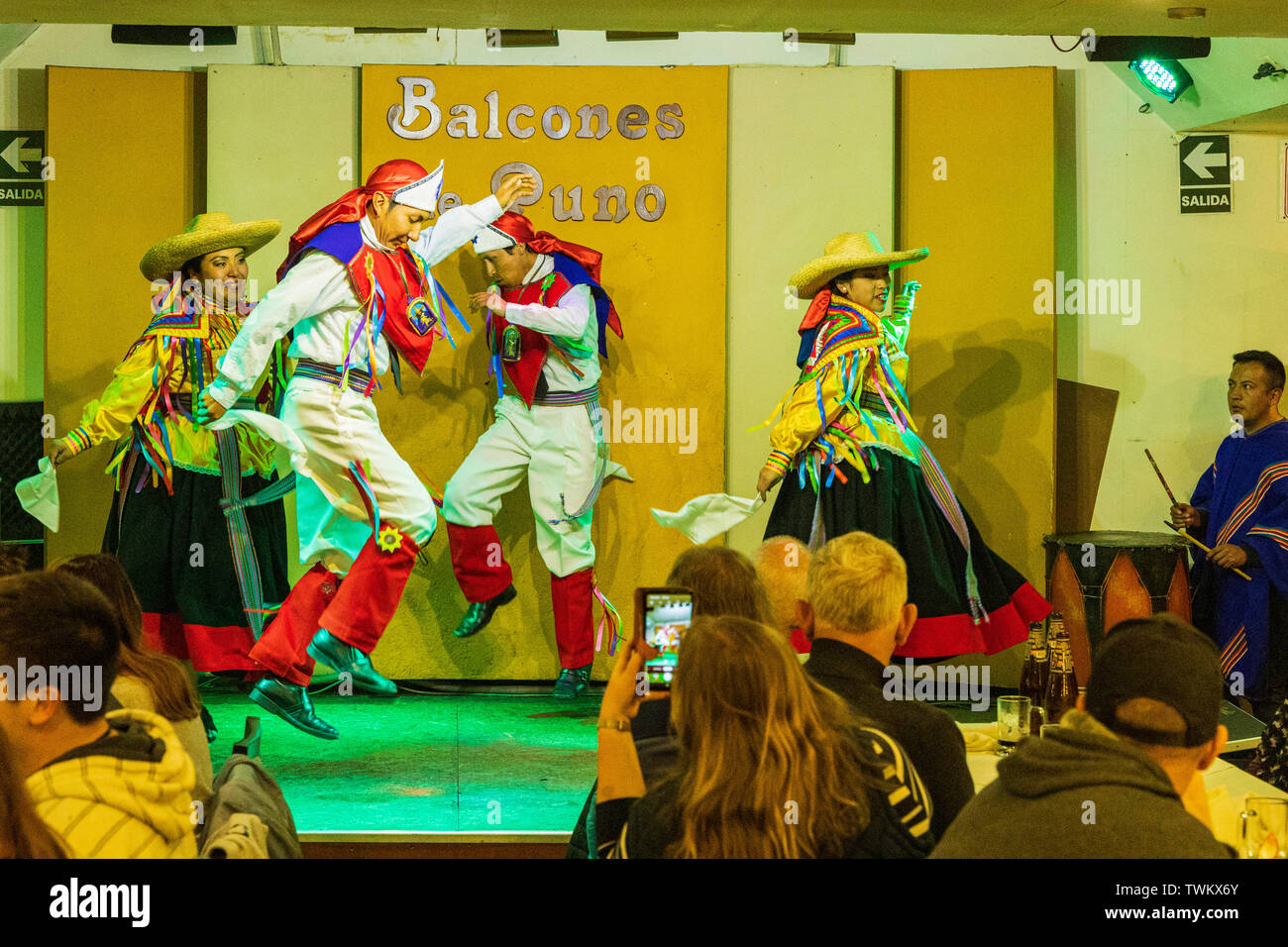 Folklore display of music and dance for tourists in the Balcones de ...
