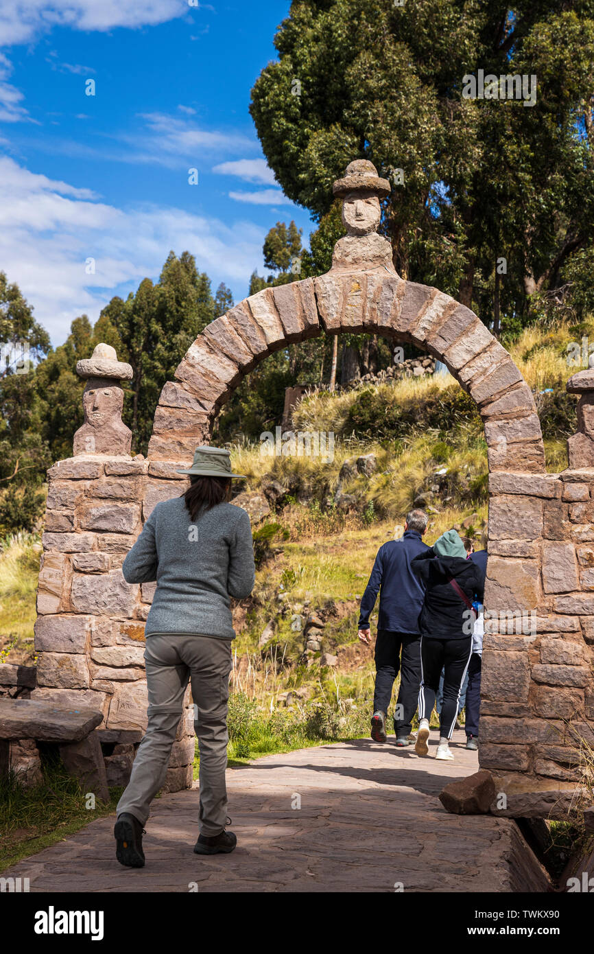Arch peru hi-res stock photography and images - Alamy