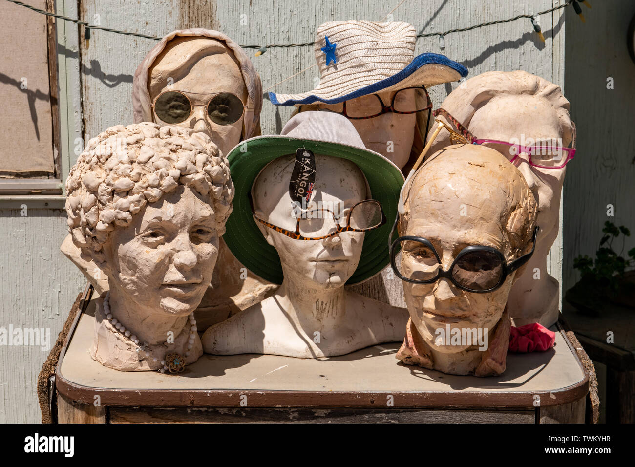 Clay faces hi-res stock photography and images - Alamy