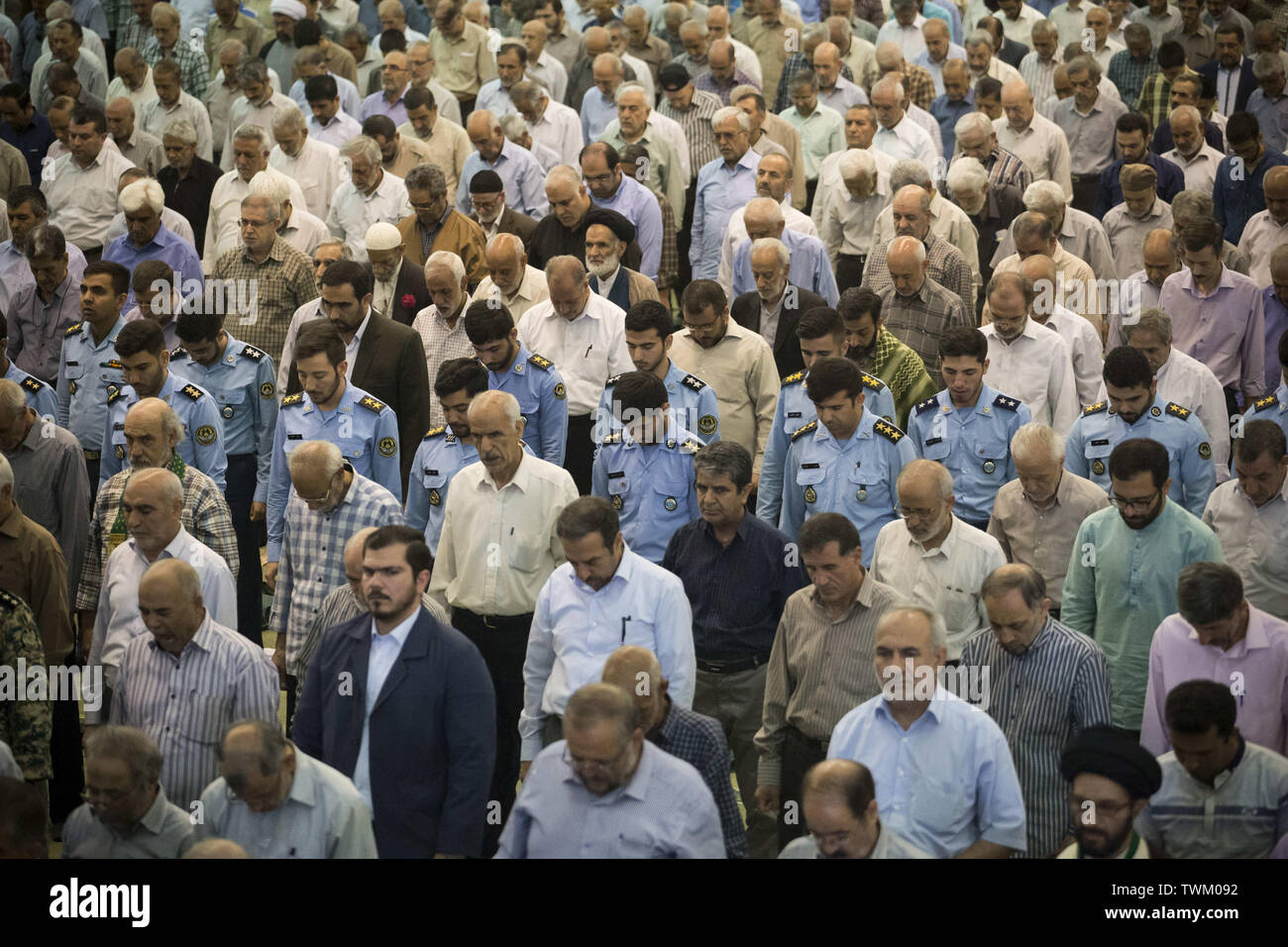 Tehran, Tehran, Iran. 21st June, 2019. Iranian worshippers perform ...