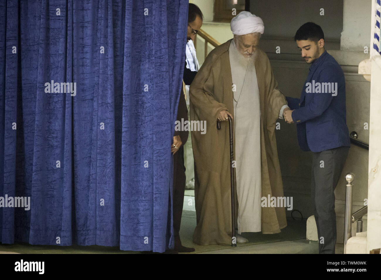 Kermani hi-res stock photography and images - Alamy